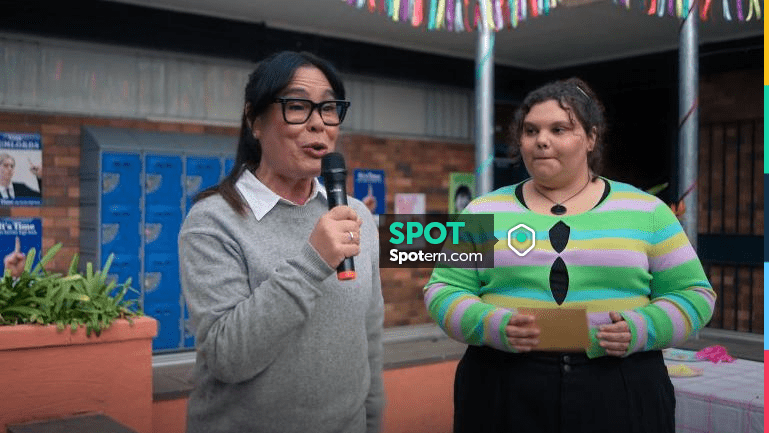 Collusion Knit­ted Cut out Crop Top worn by Zoe (Kartanya Maynard) as ...