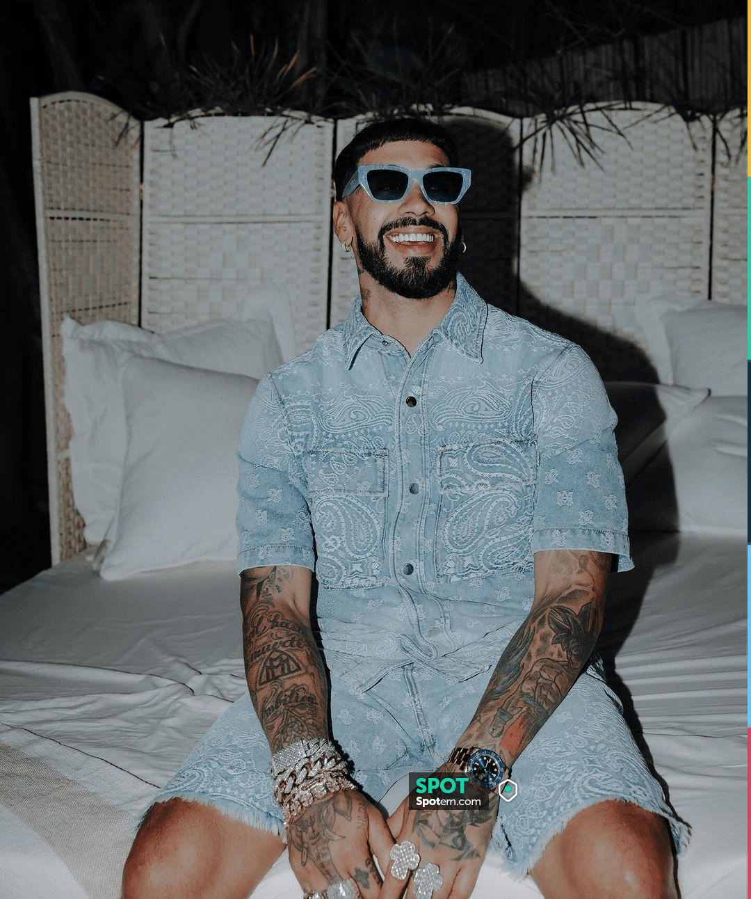 Rolex Gold & Blue 'Submariner Date' (126618LB) worn by Anuel AA on the ...