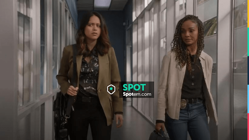 Veronica Beard Myla Dickey Olive Satin Blazer usado por Angela Lopez ...