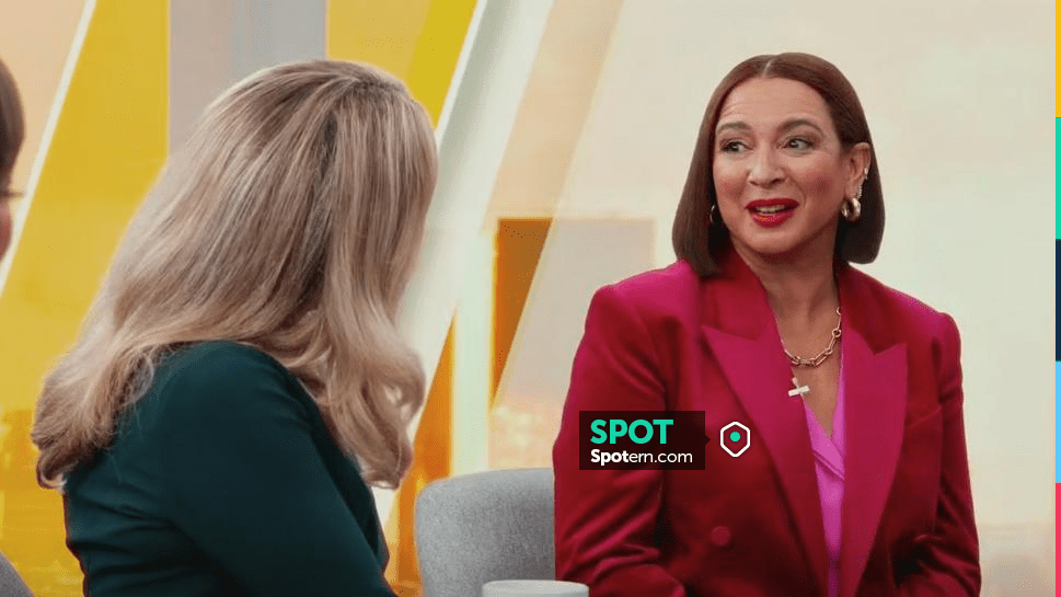 A.L.C. Declan Blazer porté par Molly Novak (Maya Rudolph) dans Loot ...