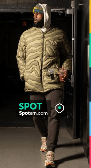 Louis Vuitton Dark Brown 'LVSE' Jogger Sweatpants worn by LeBron James ...