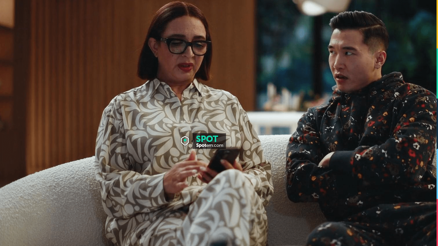 Chemise en crêpe de Chine de soie imprimée Matteau portée par Molly ...