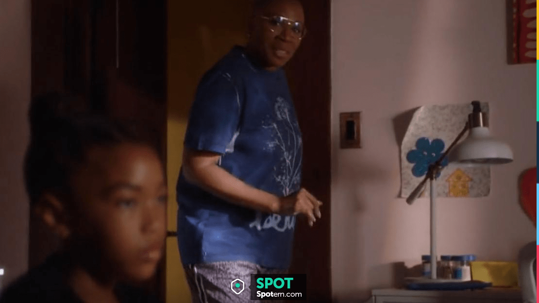 John Elliott Mesh Shorts worn by Henrietta 'Hen' Wilson (Aisha Hinds ...