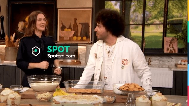 Top Nili Lotan Jeanette usado por Drew Barrymore como se ve en The Drew ...