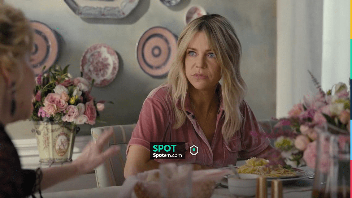 Rivet Utility Work­er Short Sleeve Jump­suit worn by DJ (Kaitlin Olson ...