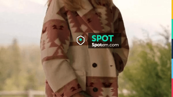Yellowstone Wardrobe: Kelly Reilly is wearing Pink Printed Fleece Coat ...