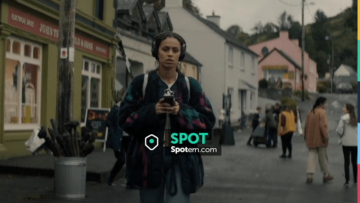 Isabel Marant Memma Reversible Fleece Short Coat worn by Emmy (Robyn ...