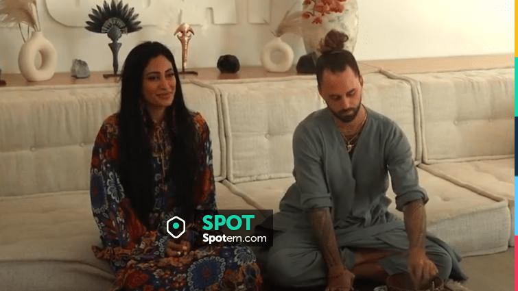 Farm Rio Mixed Pineapple Flowers Maxi Dress In Viscose worn by Shayoon ...