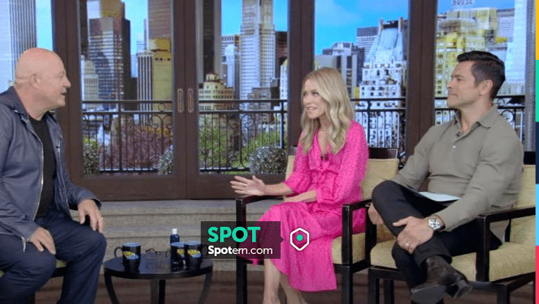 Daria Pussybow Jaquard Midi Dress worn by Kelly Ripa as seen in LIVE ...