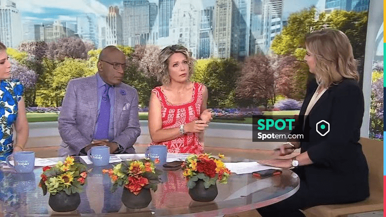 Cinq a Sept Khloe Ruched Sleeve Blazer worn by Renee Christine Romano ...