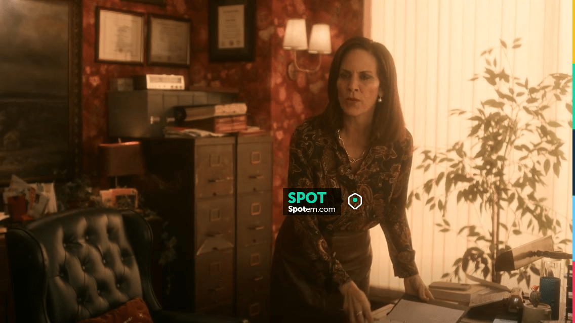 L'Agence Paisley BLouse worn by Anne Sullivan (Annabeth Gish) as seen ...