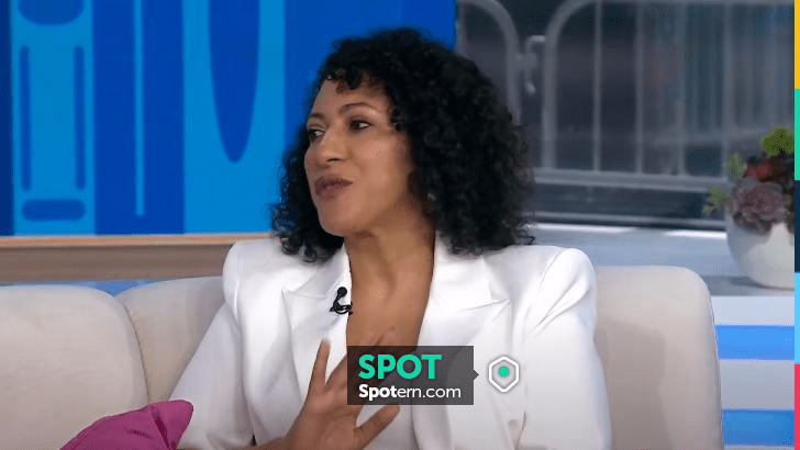 Generation Love Melbourne Blazer worn by Essie Chambers as seen in ...