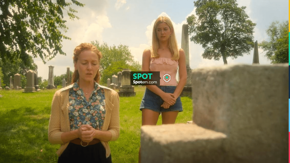 Guizio Paloma Lace Top worn by Kelly Beasley (Mallory Bechtel) as seen ...