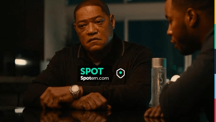 Polo de manga usado por Doc Rivers (Laurence Fishburne) como se ve en ...