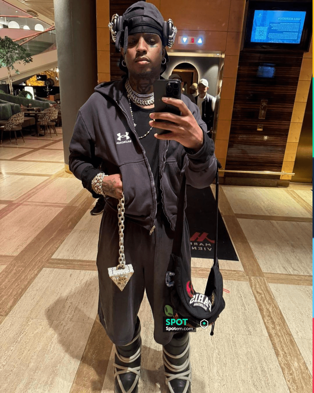 Balenciaga Black Patches 'Explorer XXL Belt Bag worn by Ski Mask the ...