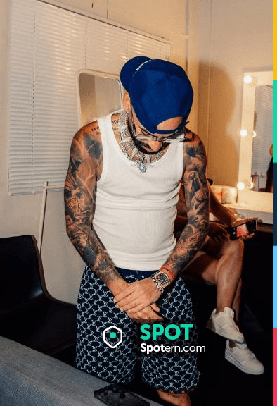 Short de survêtement Louis Vuitton Navy Allover LV Fishrésille porté ...