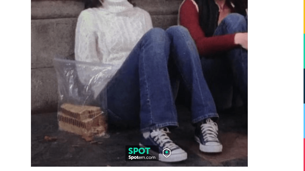 Conversatorio azul marino de Rory Gilmore (Alexis Bledel) en Gilmore ...