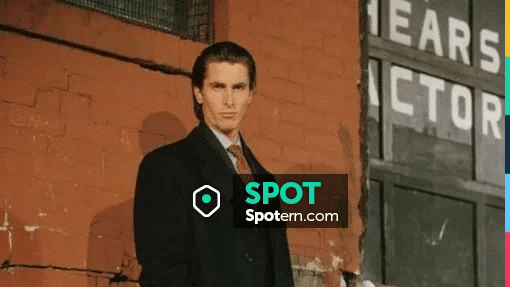 American Psycho Wardrobe : Christian Bale porte un trench-coat pour ...