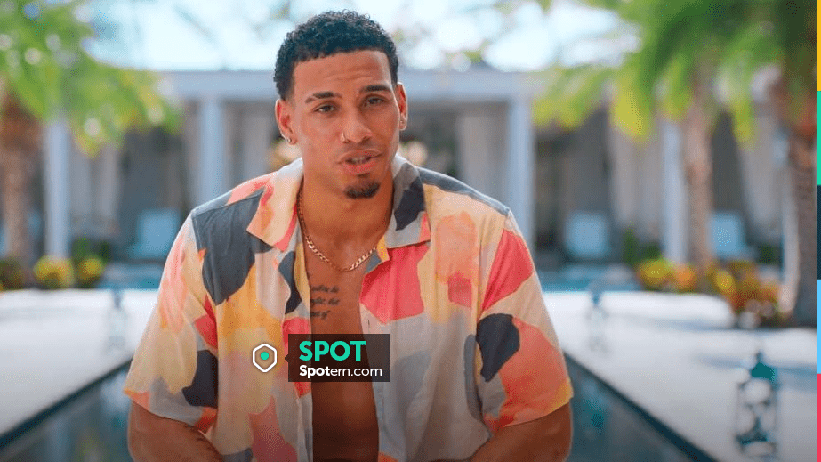 Wax London Mens Pastel Blossom Didcot Shirt worn by Louis Russell as ...