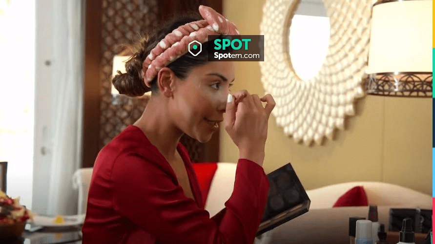 Miniso Polka Dot Hair Band Headwrap worn by Taleen Marie as seen in The ...