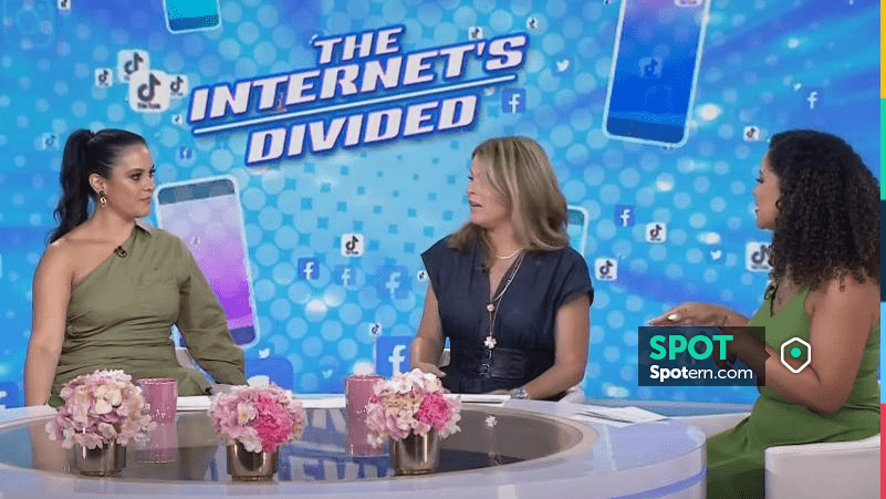 Loft Perfect Ribbed Tank Midi Dress worn by Arianna Davis as seen in ...