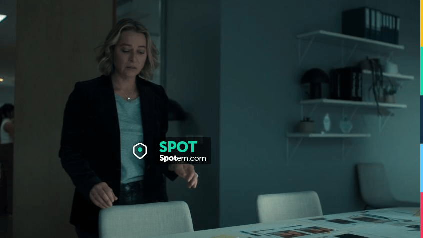 Rag & Bone Slub Tee worn by Birdie Bell (Asher Keddie) as seen in Fake ...