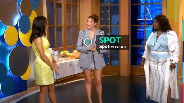 Simkhai Getty Single Breasted Blazer worn by Kenzie Welch as seen in ...