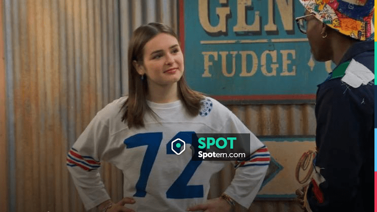 Mother The Footballer Graphic Tee worn by Winnie Webber (Shiloh Verrico ...