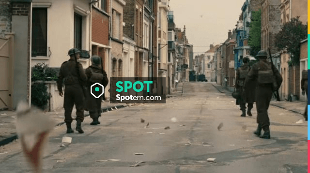 The coat of the soldiers in Dunkirk | Spotern