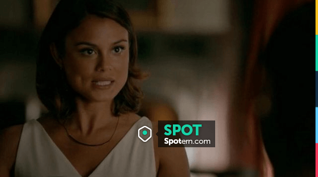 white top of Sybil played ( Nathalie Kelley ) in The vampire diaries ...