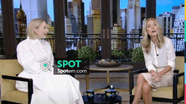 Salon 1884 Cassatt Chemise boutonnée en popeline portée par Carrie Coon ...