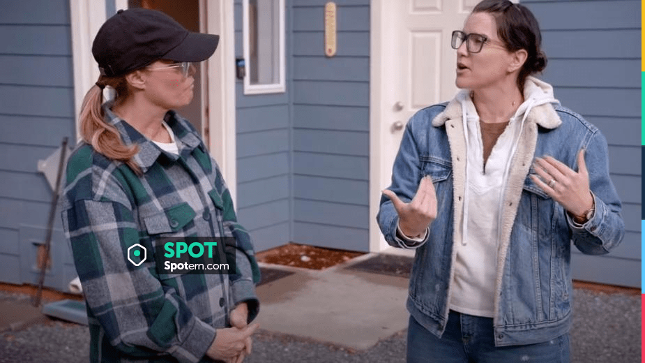 Smidow Flannel Shirts worn by Leslie Davis as seen in Unsellable Houses ...