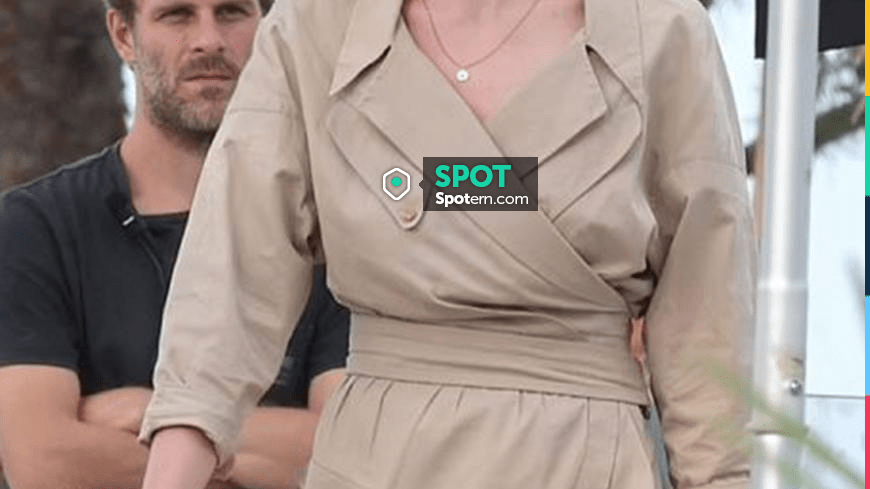 Joan TV series outfits: Sophia Turner wears on the set Belted Dress to ...
