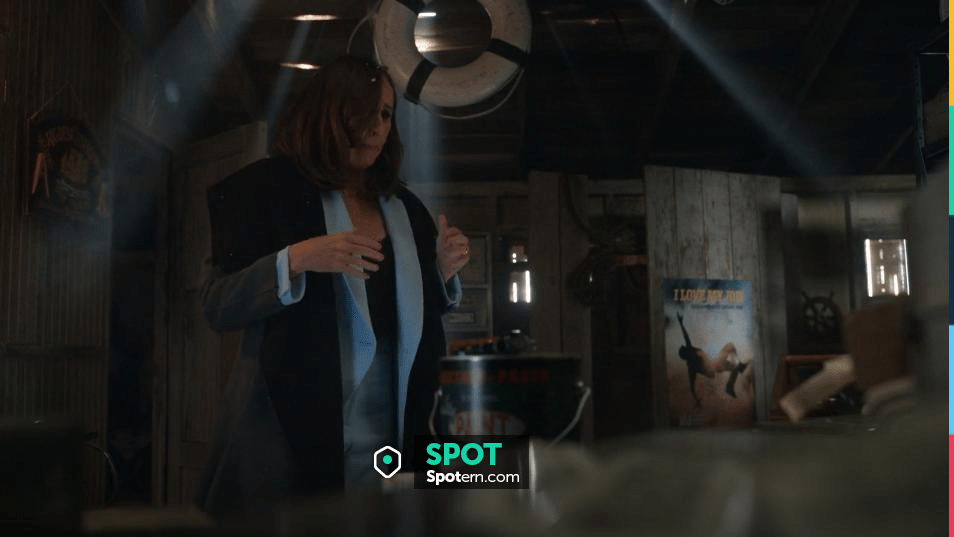 Veronica Beard Tani Flared Trousers worn by Bev Melon (Molly Shannon ...