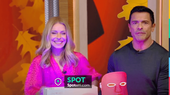 Cefinn Daria Pussybow Jaquard Midi Dress worn by Kelly Ripa as seen in ...