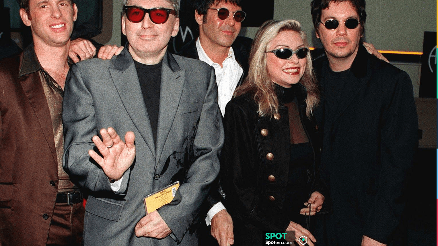 Ring worn by Debbie Harry (Debbie Harry) in American Music Awards ...