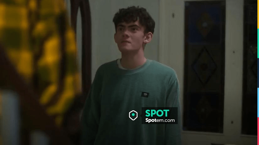 Vans Corduroy Sweatshirt in Green worn by Charlie Spring (Joe Locke) as ...