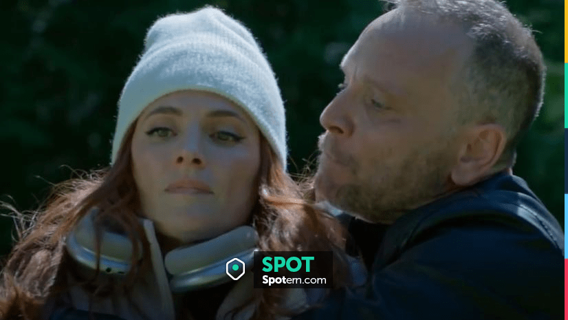 Apple AirPods Max worn by Zoe Strachan (Stana Katic) as seen in Murder ...