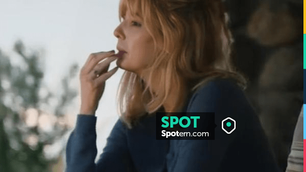 Wardrobe of Yellowstone Season 5: Beth Dutton (Kelly Reilly) wears blue ...
