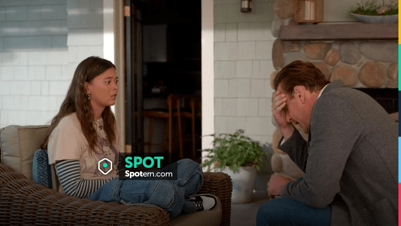 Re/Done Women's In Your Dreams Cotton T-Shirt worn by Alice (Lukita ...