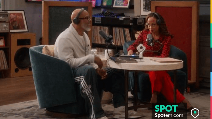 Christian Louboutin Apostrophy 100MM Leather Pumps worn by Ivy (Essence ...