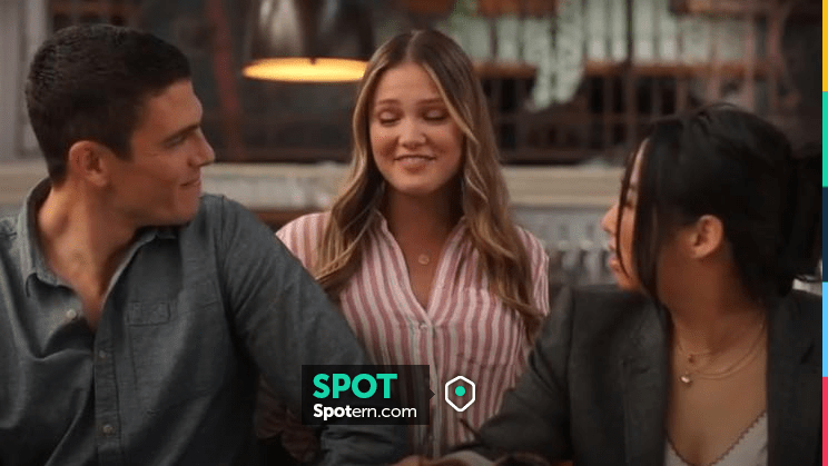 Old Navy Oversized Striped Linen-Blend Boyfriend Shirt worn by Merci ...