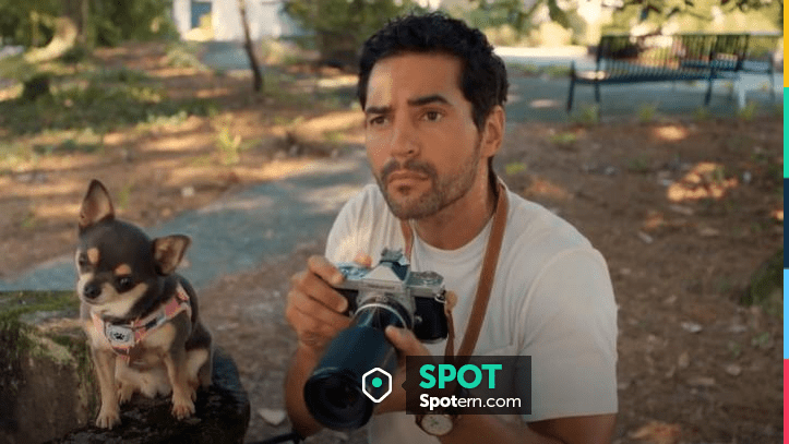 Nikon Nikkor 80-200mm 1:4 Lens used by Will Trent (Ramón Rodríguez) as ...