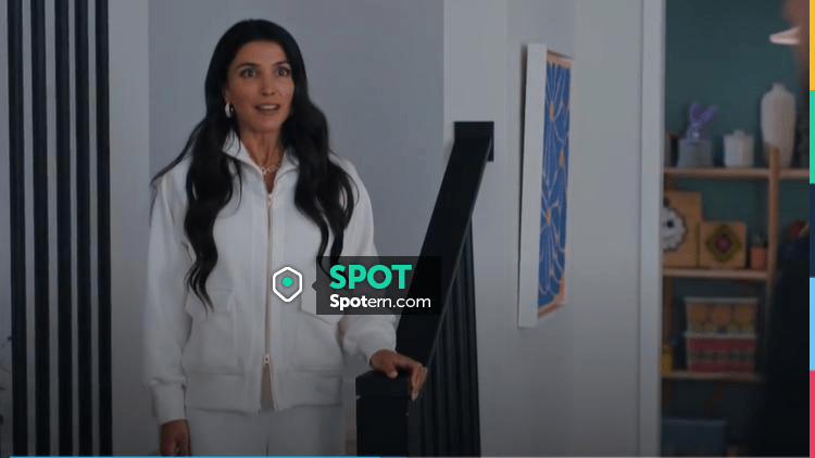Varley Eleanor Patch Pocket Fleece worn by Dawn (Nazneen Contractor) as ...