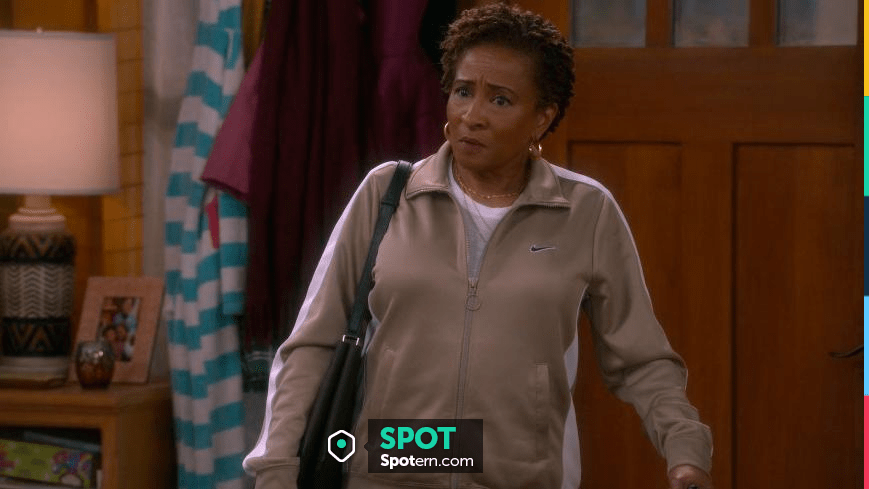 AllSaints Beaumont Bag worn by Lucretia Turner (Wanda Sykes) in The ...