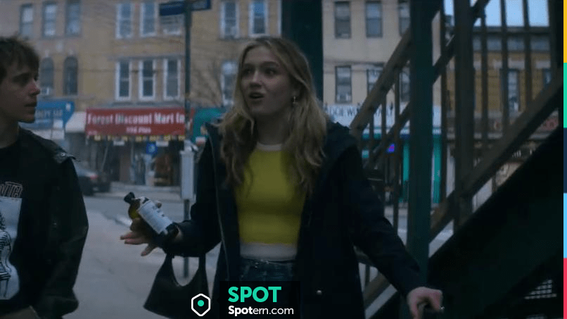 The Row Black Small Everyday Shoulder Bag usado por Cece Brewer (Jayden ...