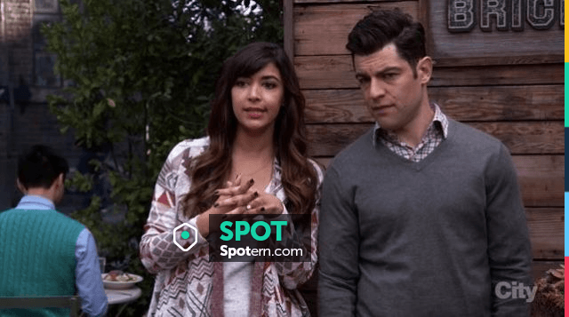 Cardigan Sun & Shadow de Cece Parekh (Hannah Simone) dans New Girl ...