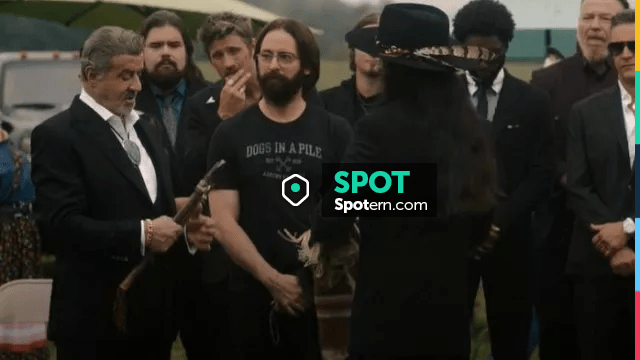 Teleteeshirt Dogs In A Pile Asbury Park worn by Bodhi (Martin Starr) as ...