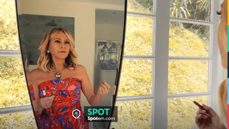 Mameluco Cara Cara Victoria usado por Sutton Stracke como se ve en The ...