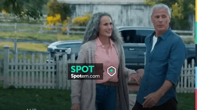 Frank & Eileen Eileen Shirt worn by Del Landry (Andie MacDowell) as ...